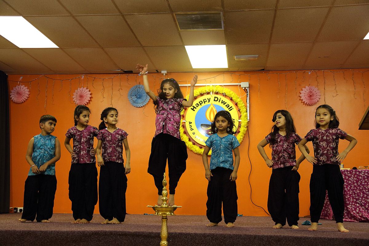 Diwali : Festival of light at Derby Hindu Temple – Derby News